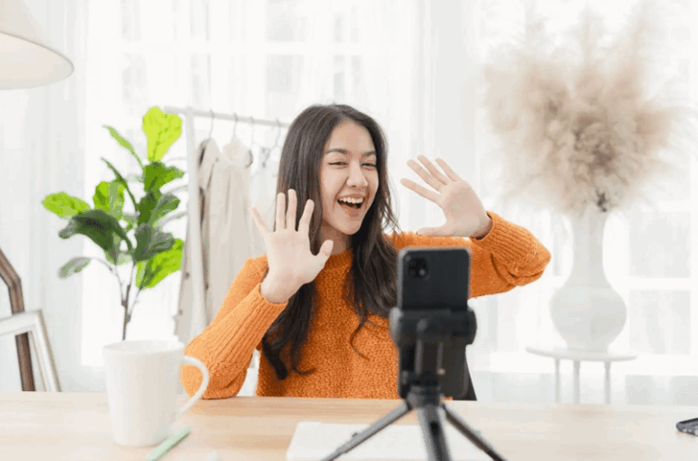 10 Cara Membuat Shopee Video, Bisa Hasilkan Cuan Tambahan Nih! - ZenCreator